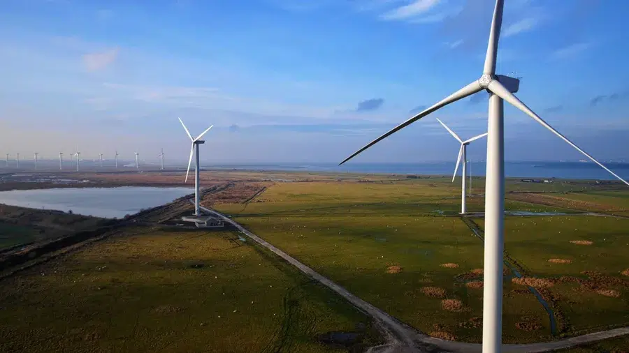 The Top 4 Characteristics Of An Ideal Onshore Wind Farm Site - AIS Wind ...
